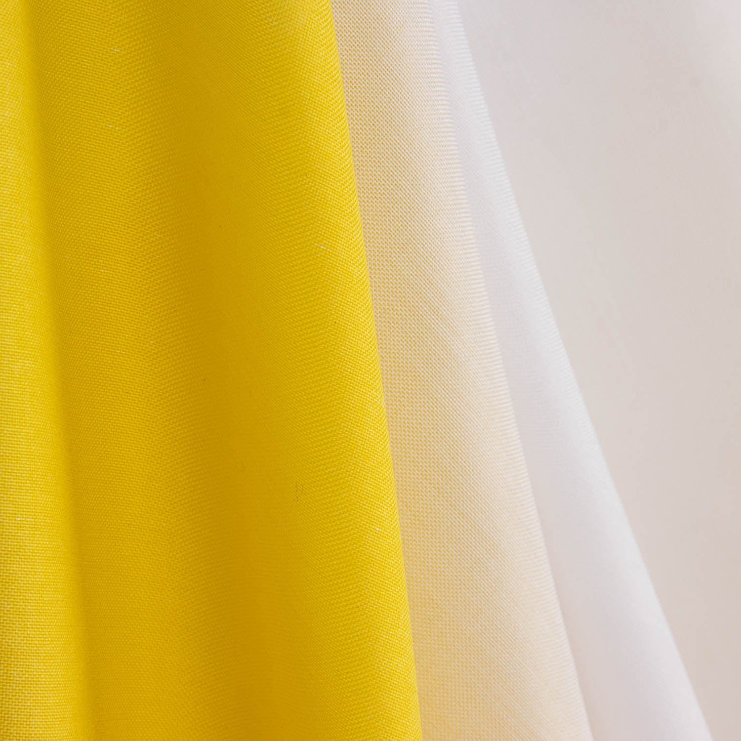 Tela Bandera Vaticano Amarillo y Blanco | Poliéster – Ribes & Casals